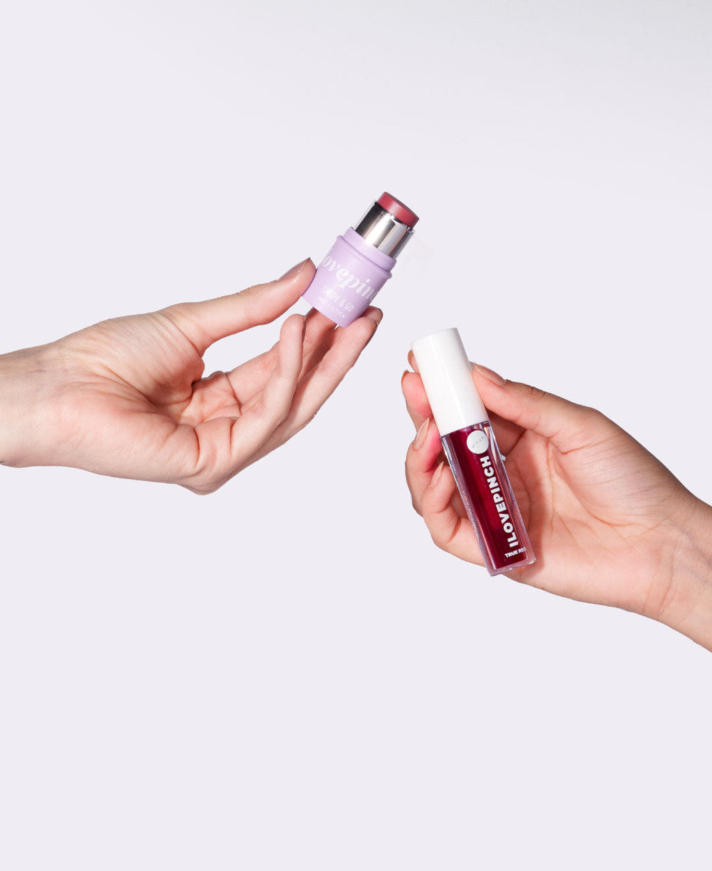 True Swipe Dúo (True Red + Multistick) 🆕 – ILOVEPINCH | 💜🇨🇴 Belleza Clean